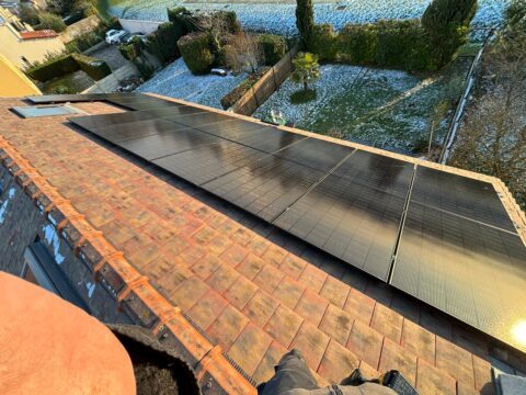 Berry Solar | Etude, installation, SAV sur projets panneaux solaires